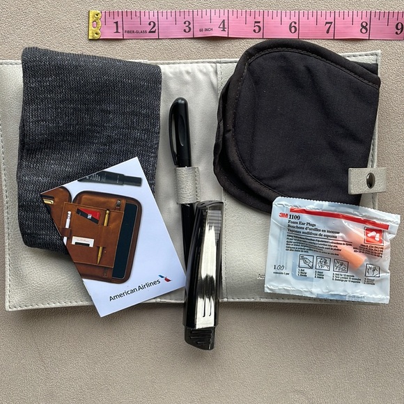 American Airlines | Accessories | American Airlines Amenity Kit ...